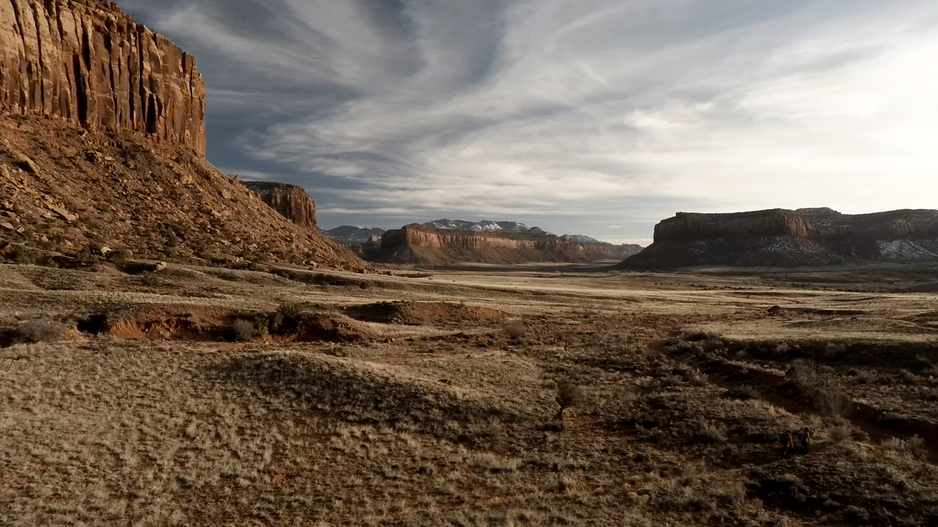 Aerial Video of Rock Climbing in Moab - Coptershotz